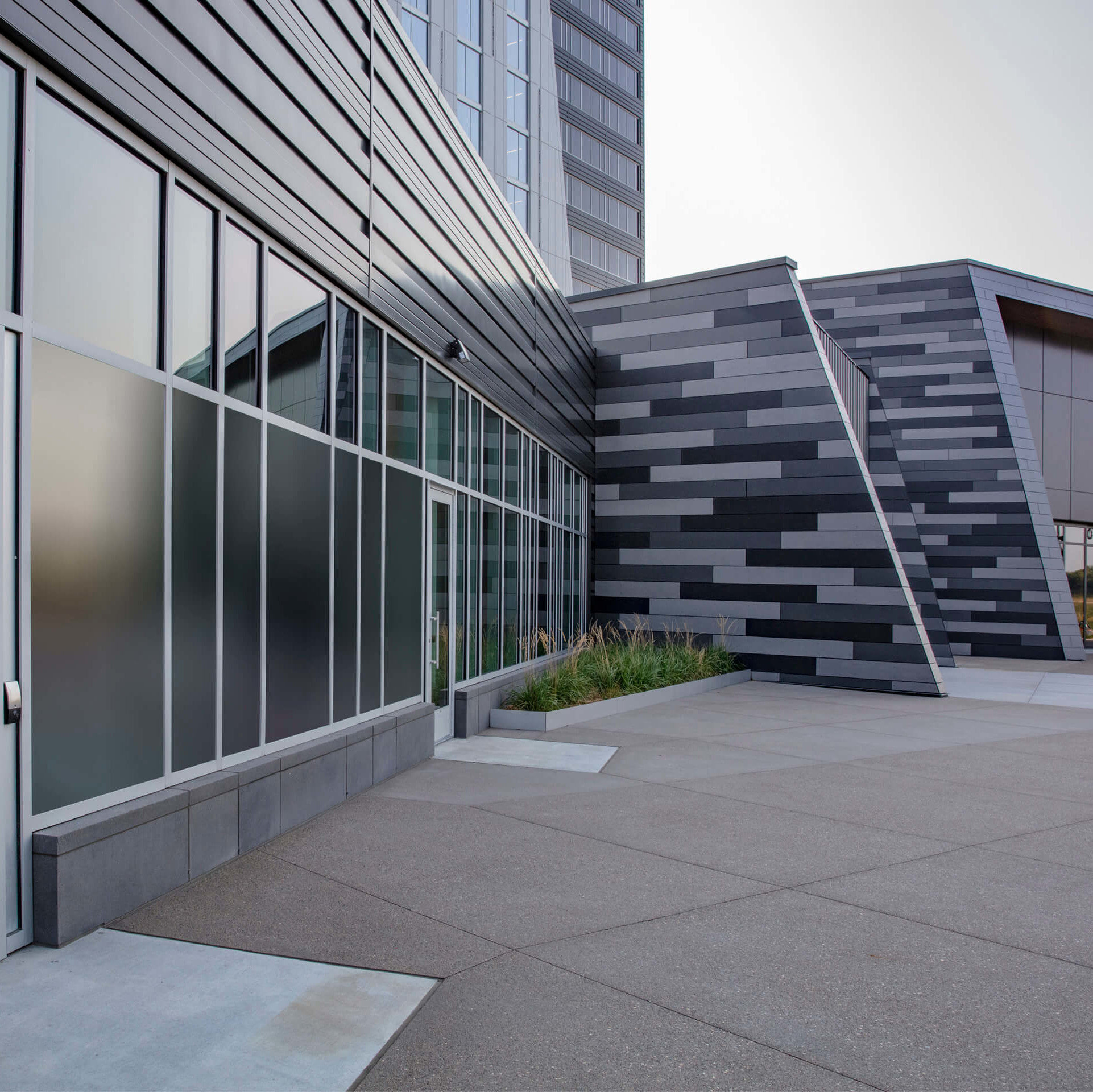 最新的中空玻璃产品符合最严格的能源标准